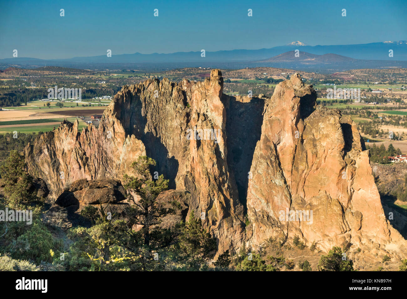 Smith Rock State Park, Redmond, Or Stock Photo - Alamy
