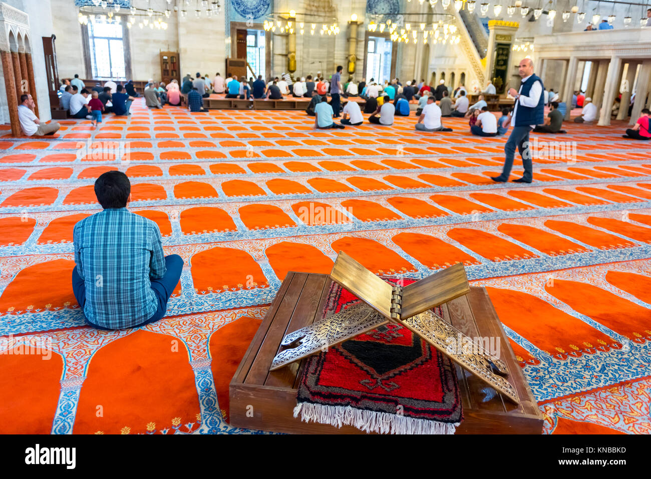 Hands on lectern hi-res stock photography and images - Alamy