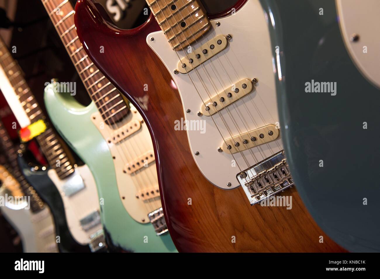 Many Guitars High Resolution Stock Photography and Images - Alamy