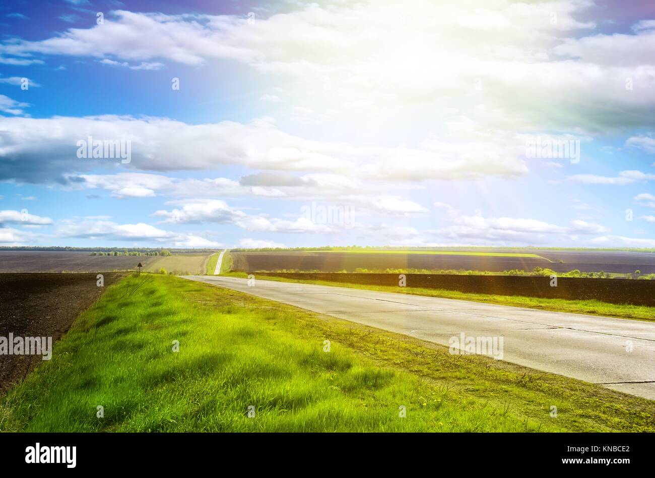 Clear highway hi-res stock photography and images - Alamy