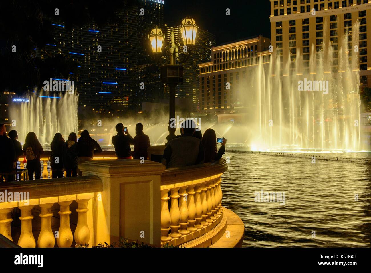 Bellagio pool hi-res stock photography and images - Alamy