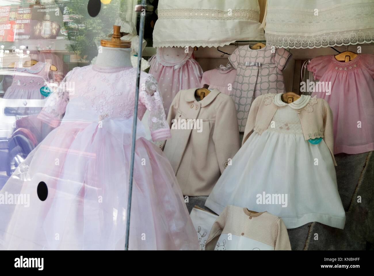 Communion dresses hi-res stock photography and images - Alamy