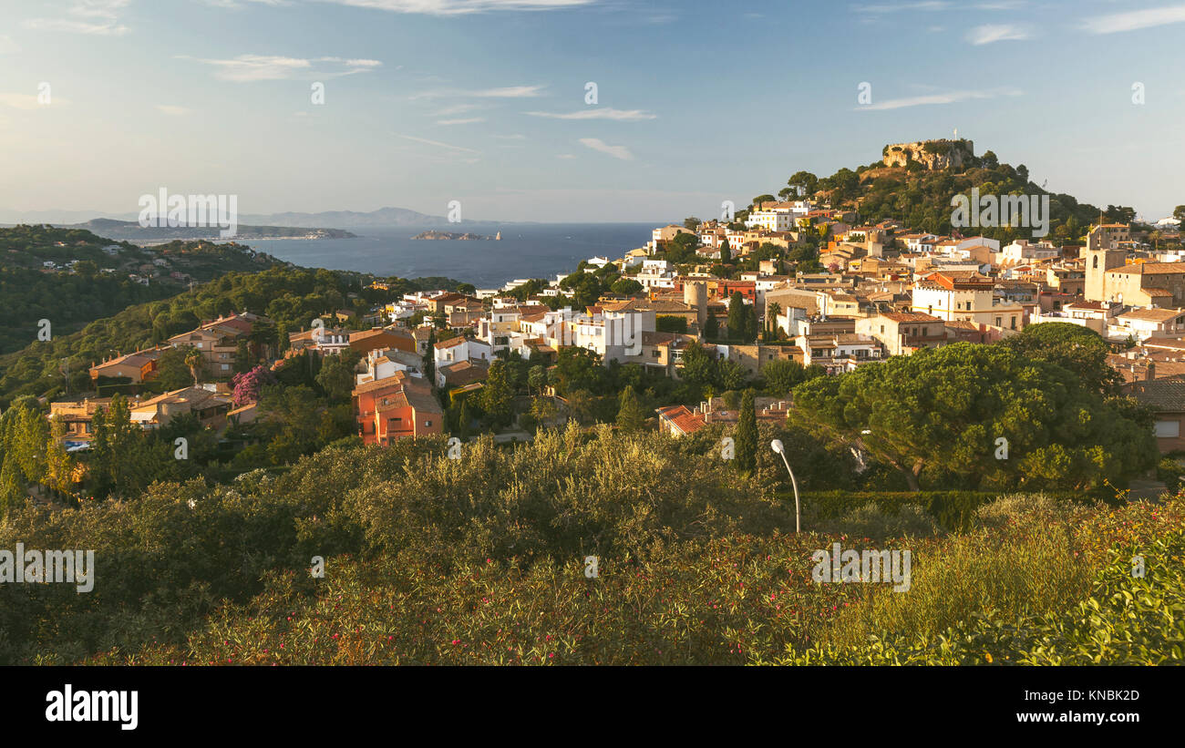 Begur spain castle hi-res stock photography and images - Alamy