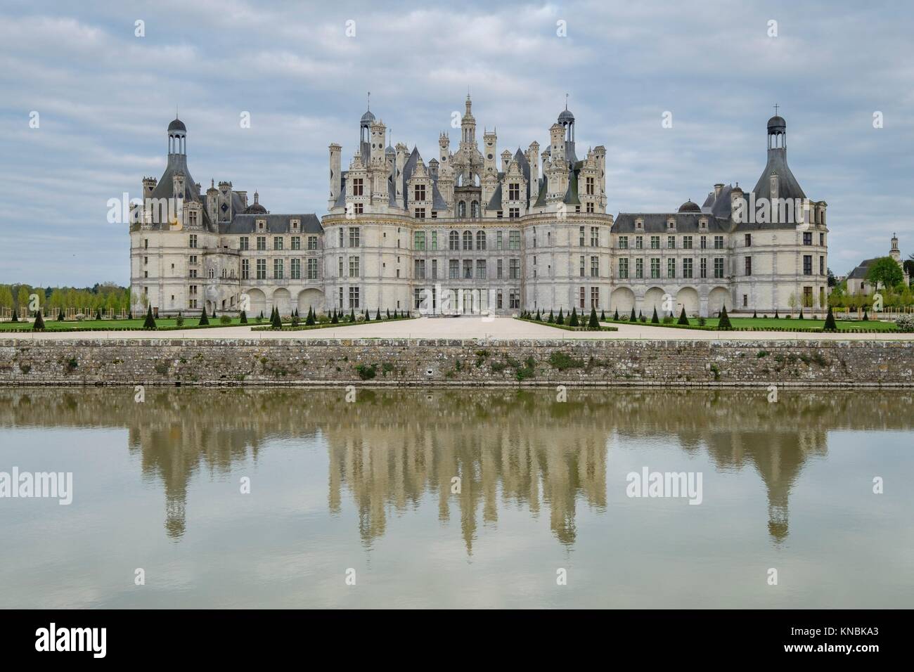 16th century french architecture hi-res stock photography and images ...