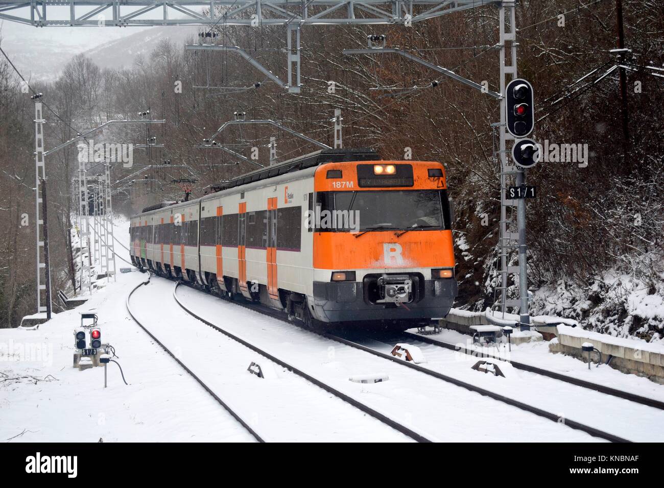 Girona train station hi-res stock photography and images - Alamy