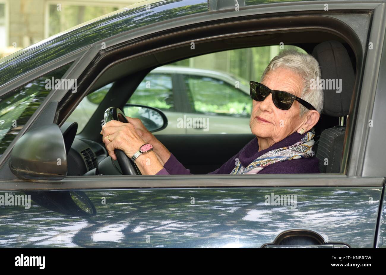 Senior woman driver serious hi-res stock photography and images - Alamy