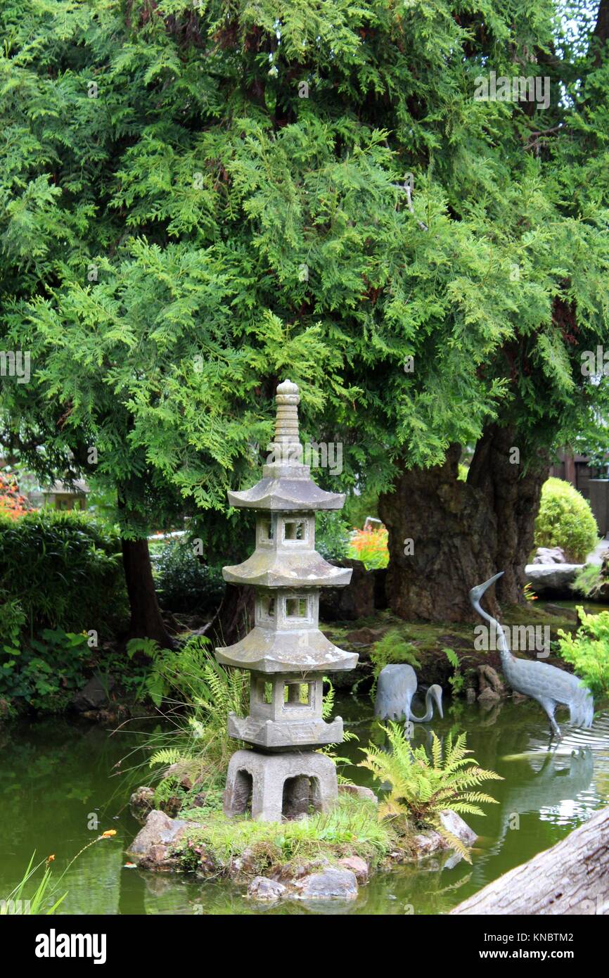 Oriental Pond Statues