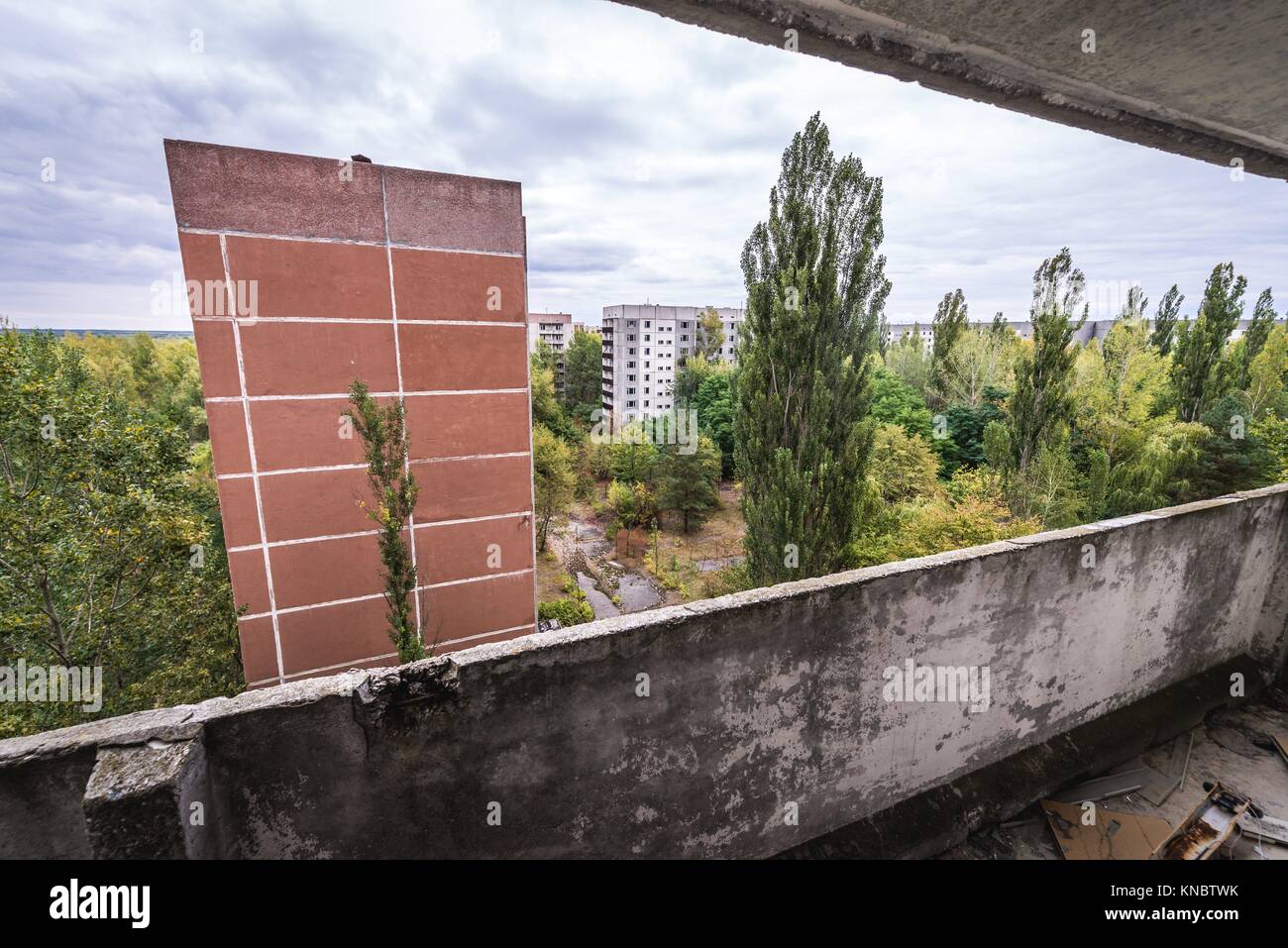 Stored apartment building hi-res stock photography and images - Alamy