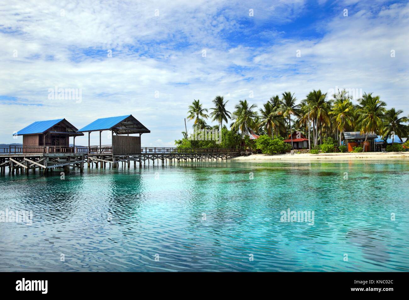 Isolated hut huts hi-res stock photography and images - Alamy