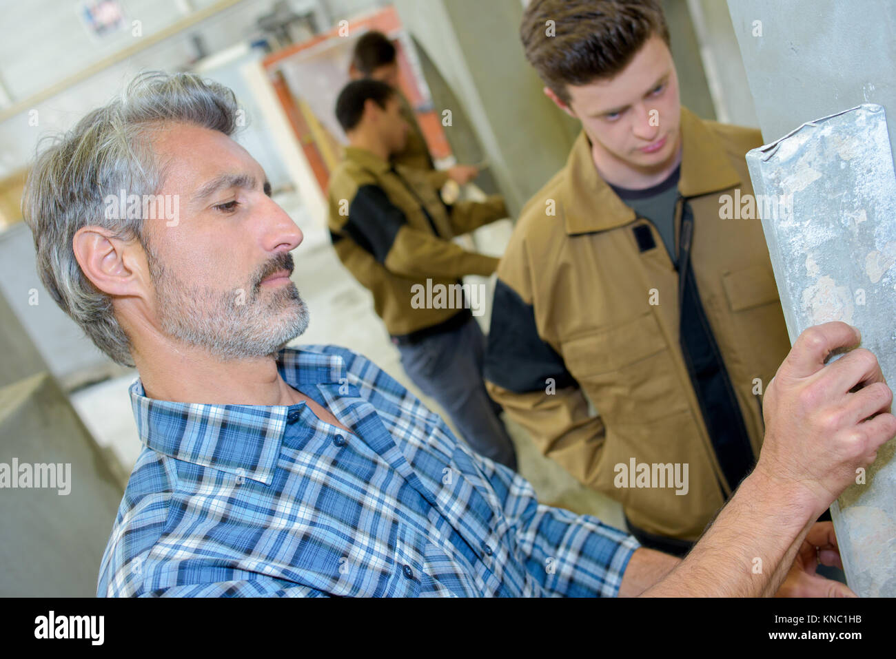 Masonry apprenticeship hi-res stock photography and images - Alamy