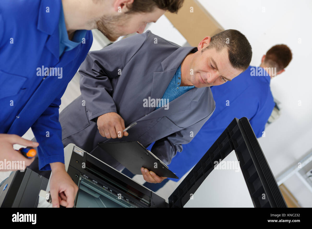 young people in engineering training class Stock Photo - Alamy