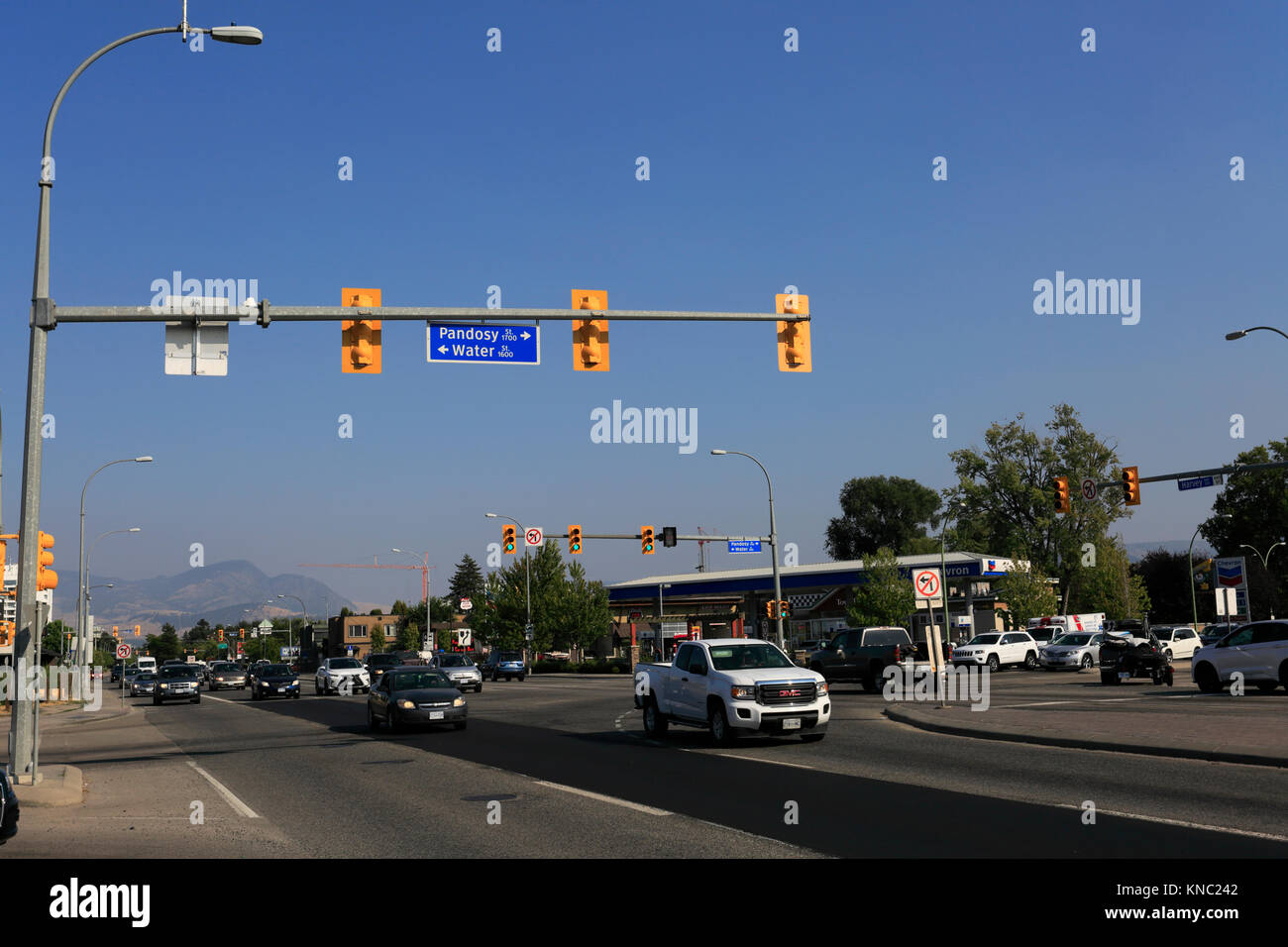 Highway 97 hi-res stock photography and images - Alamy