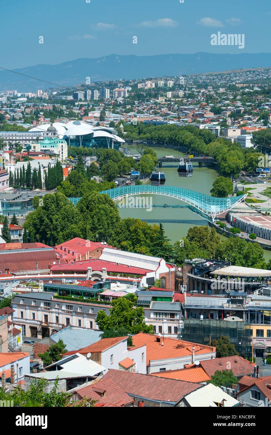 Middle east bridge hi-res stock photography and images - Alamy