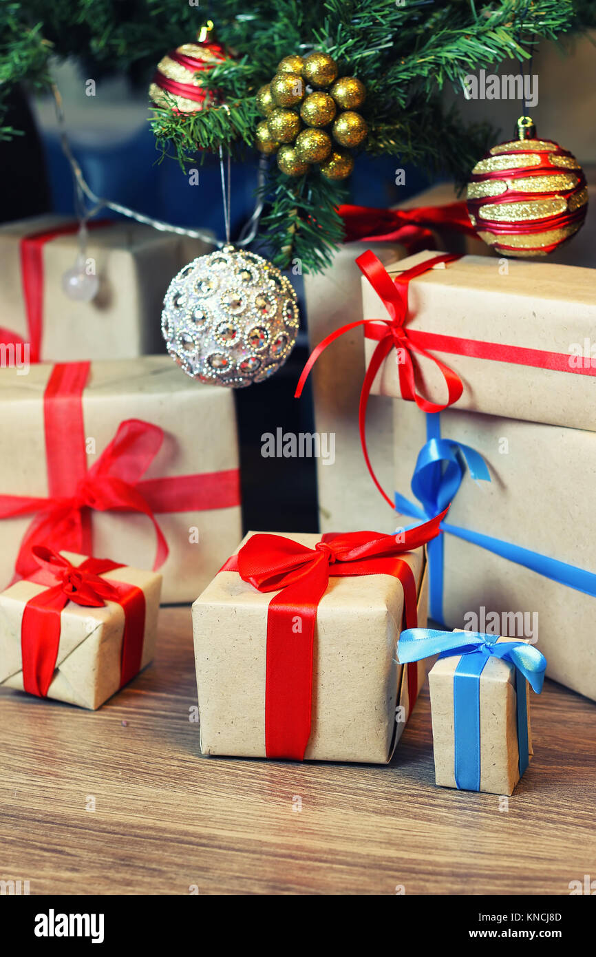 gift stack under tree Stock Photo - Alamy