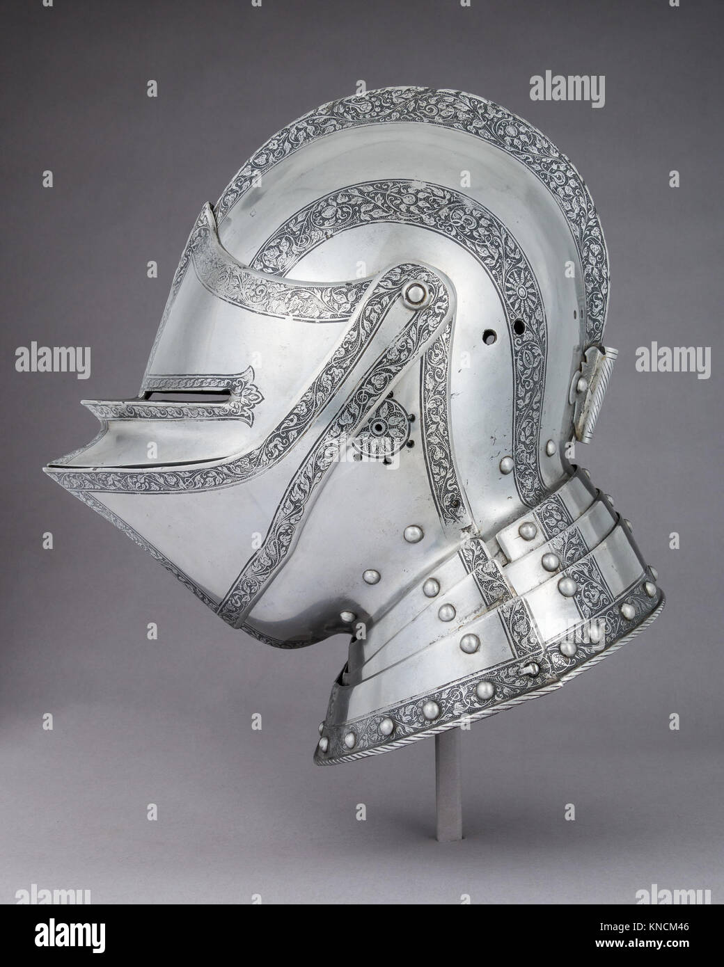 Collection medieval armor including hi-res stock photography and images ...