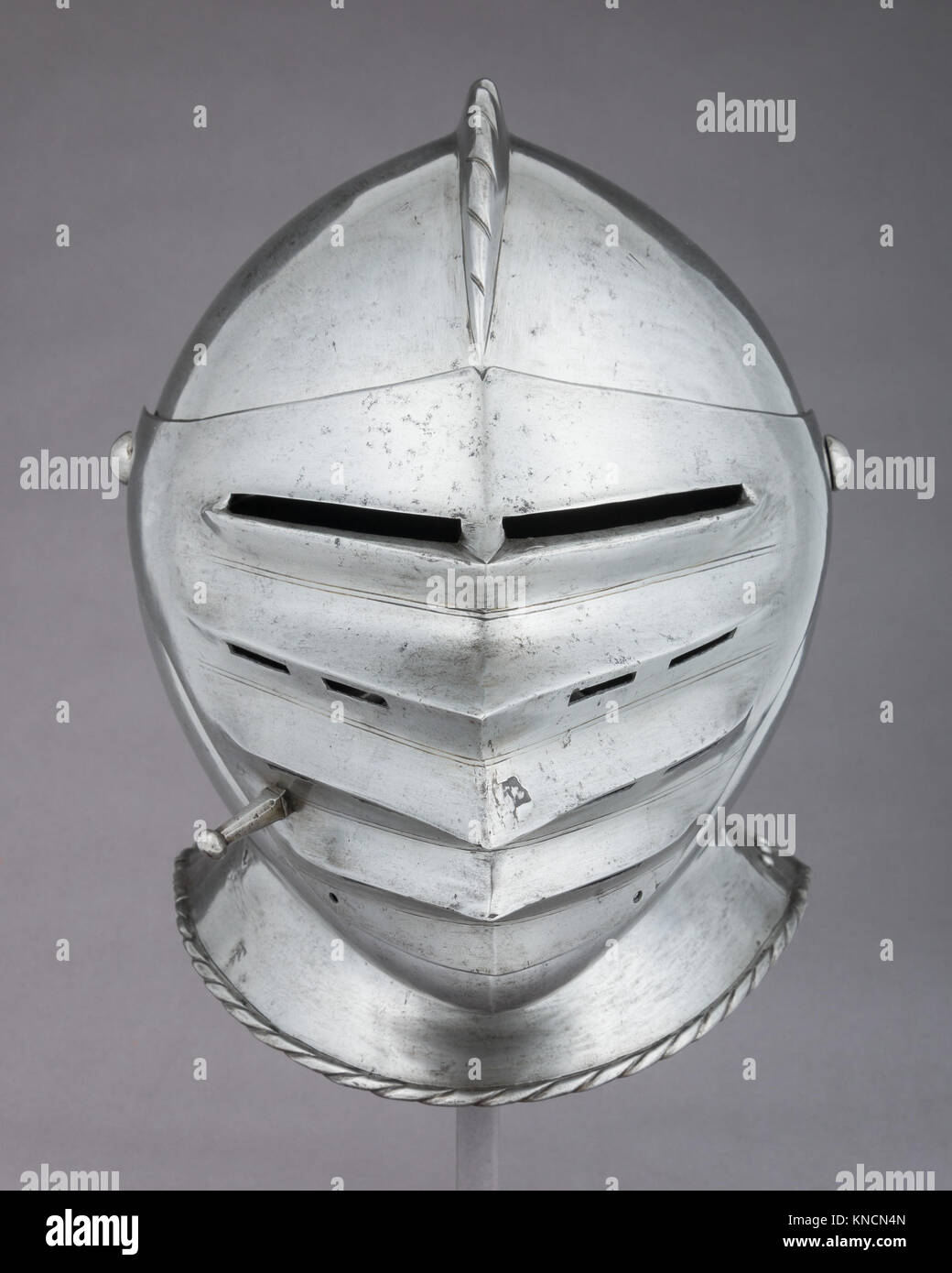 Close helmet piece medieval hi-res stock photography and images - Alamy