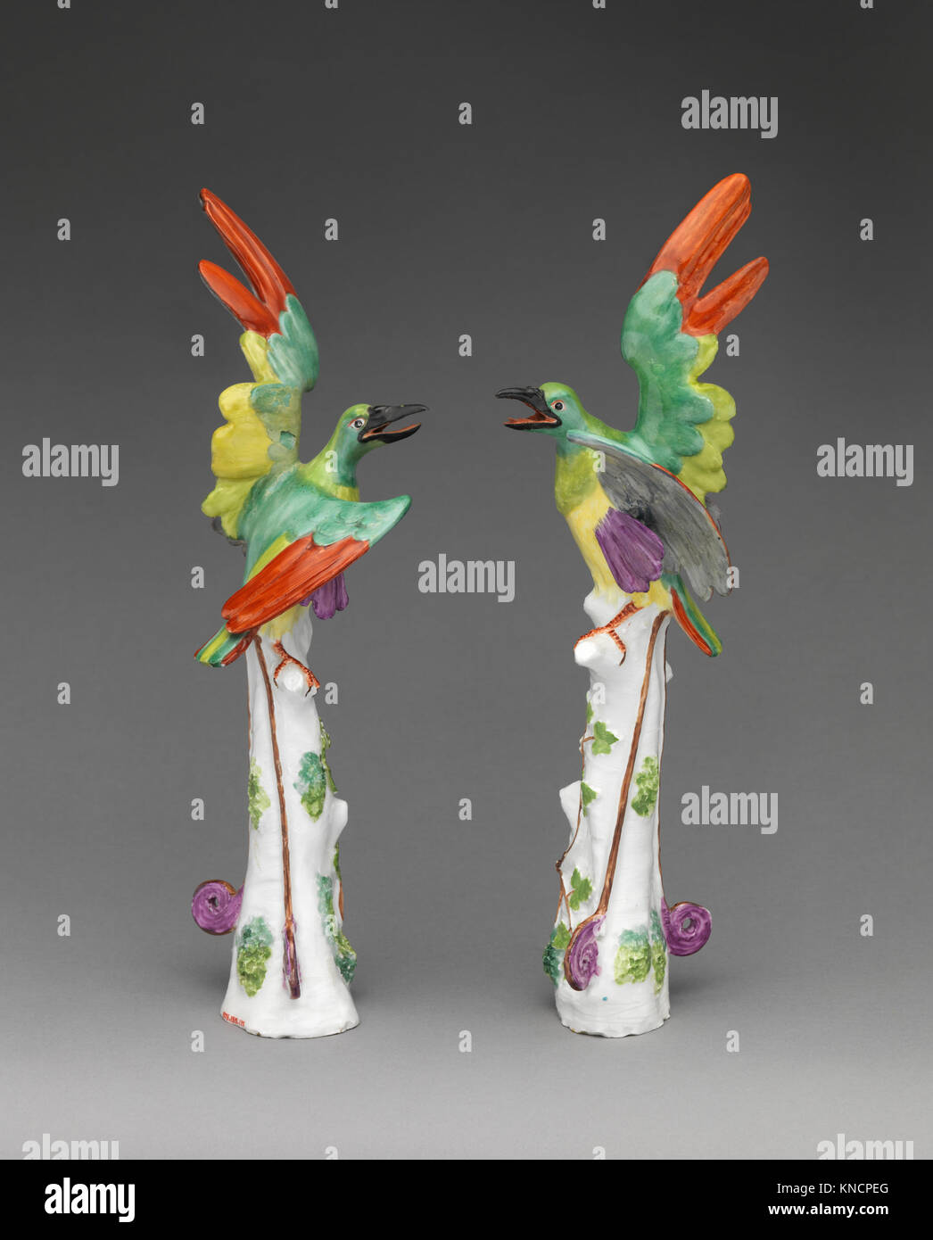 A porcelain figure of a bird of paradise (quetzal) from Meissen ...