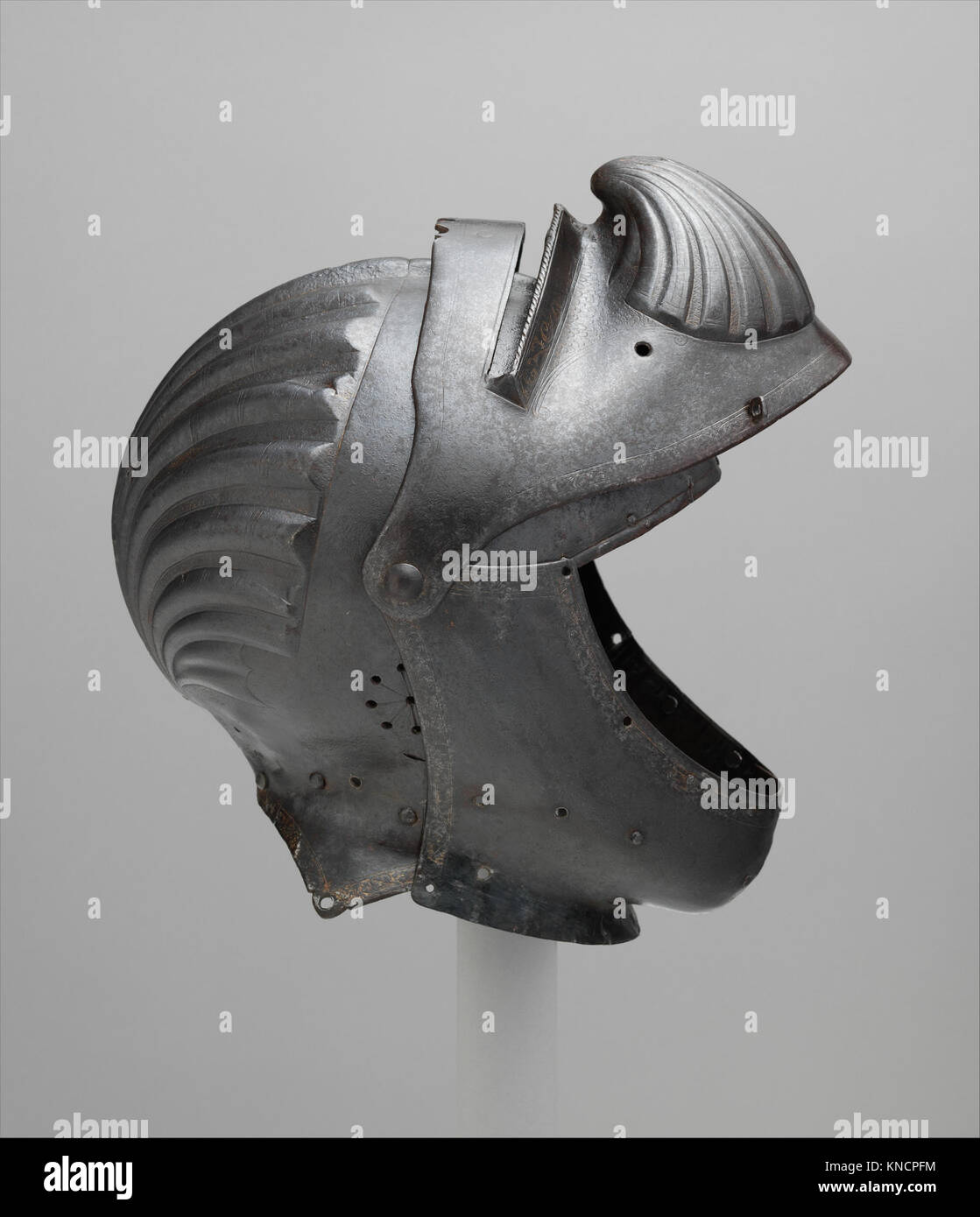 Armor helmet head medieval history protect hi-res stock photography and ...