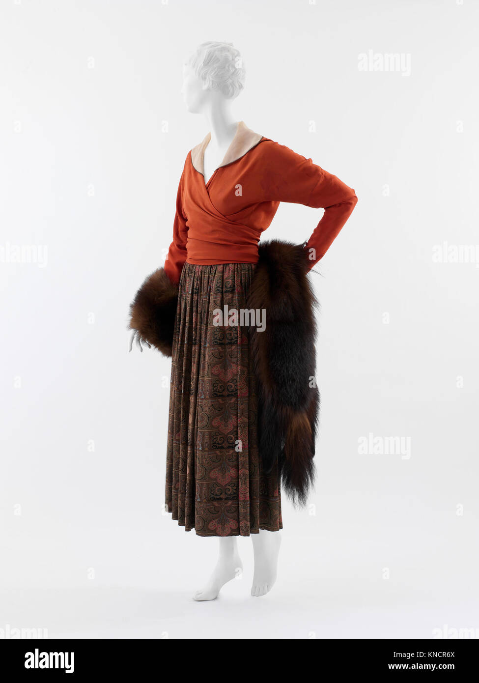 Feuille d'automne, a design by Paul Poiret, showcasing autumn-inspired ...