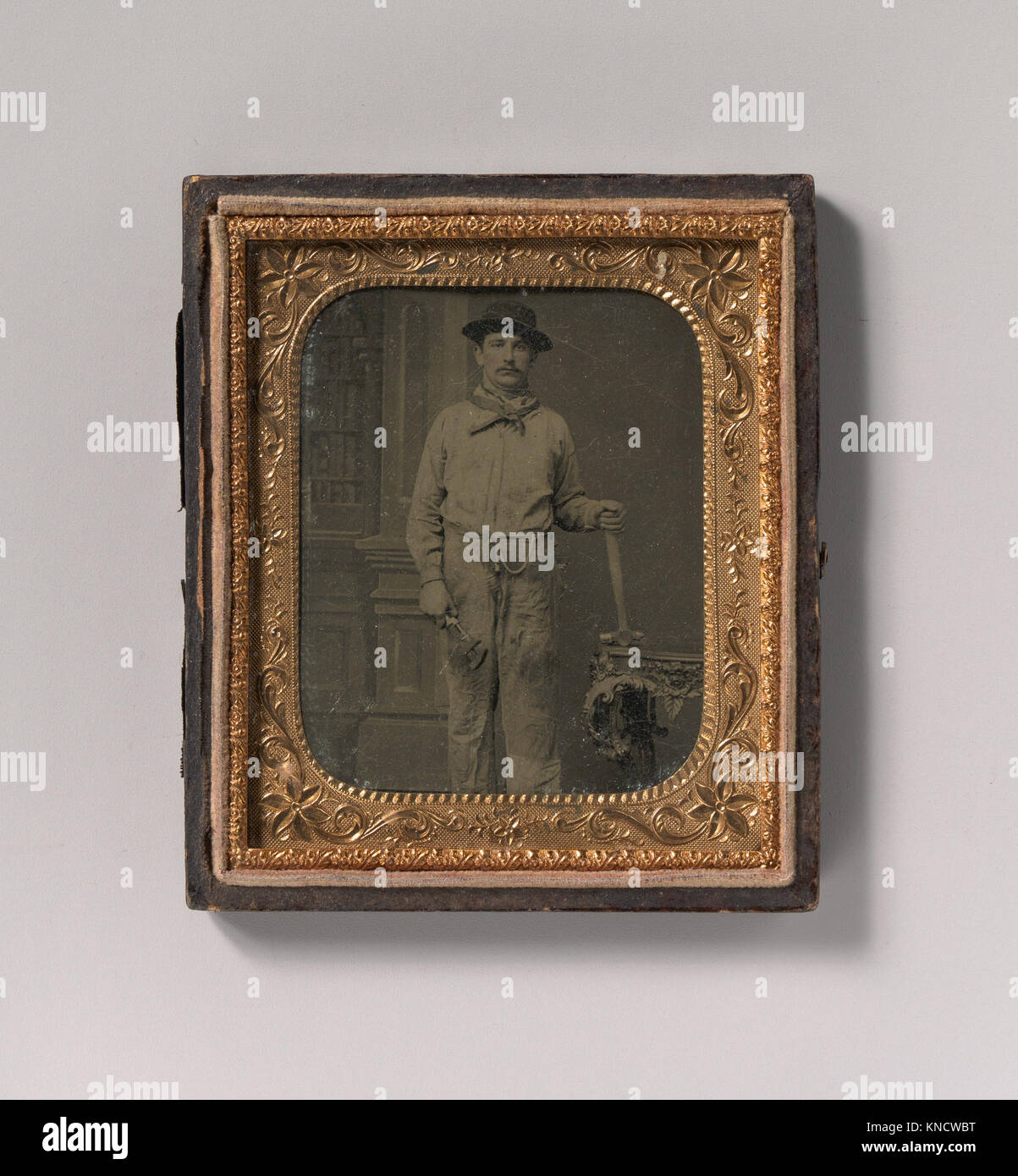 Industrial hammer artwork hi-res stock photography and images - Alamy