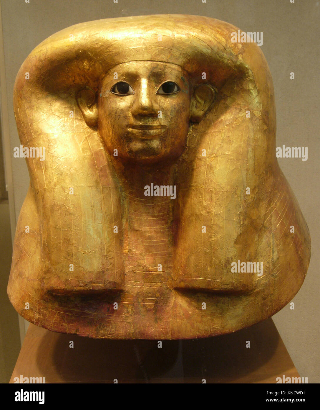 Funerary mask of Hatnefer MET vshatnofermask 545147 Stock Photo - Alamy
