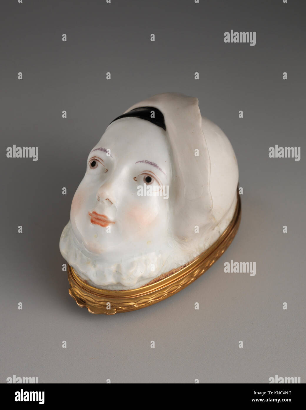 Commedia dellarte characters pierrot hi-res stock photography and ...
