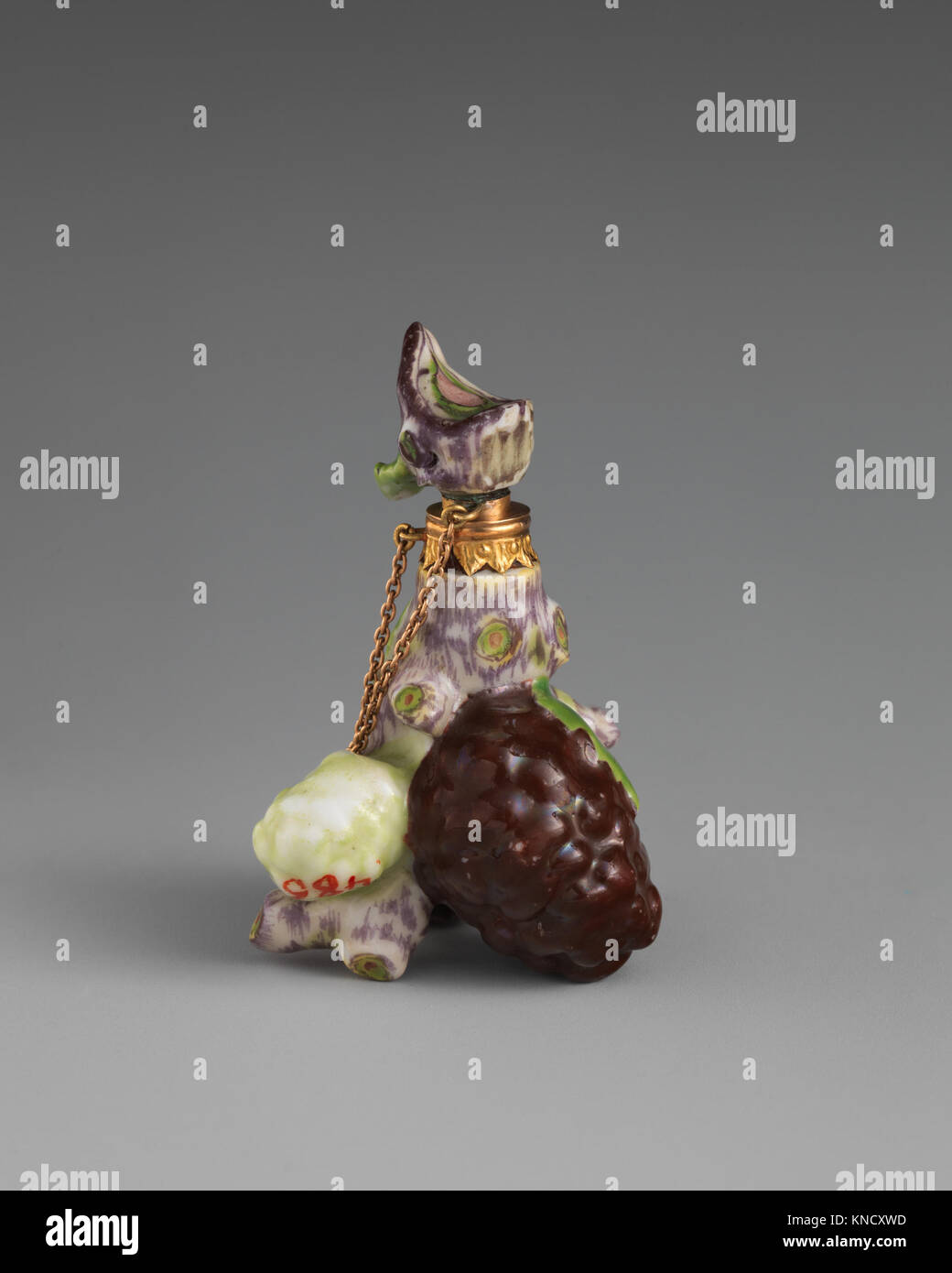 Fruit cluster MET DP-300-016 203455 Stock Photo - Alamy