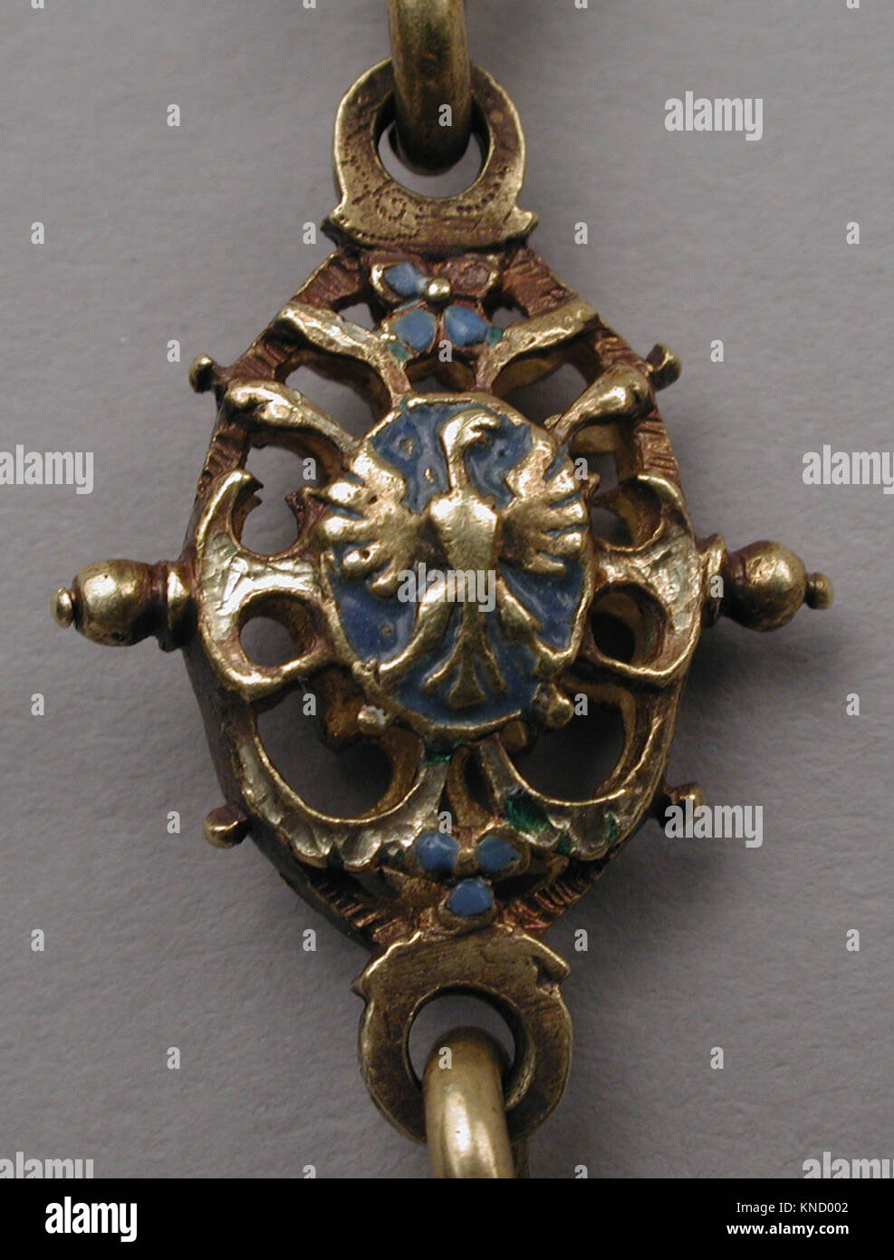This heraldic chain with pendant badge reflects medieval symbolism ...