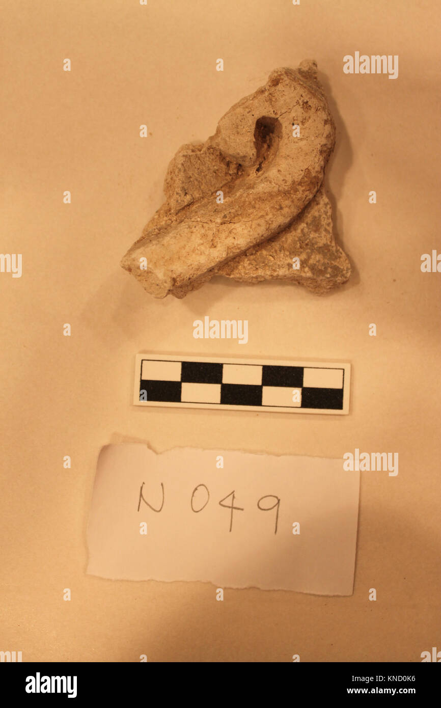Fragment MET LC-N049-front 740719 Stock Photo - Alamy