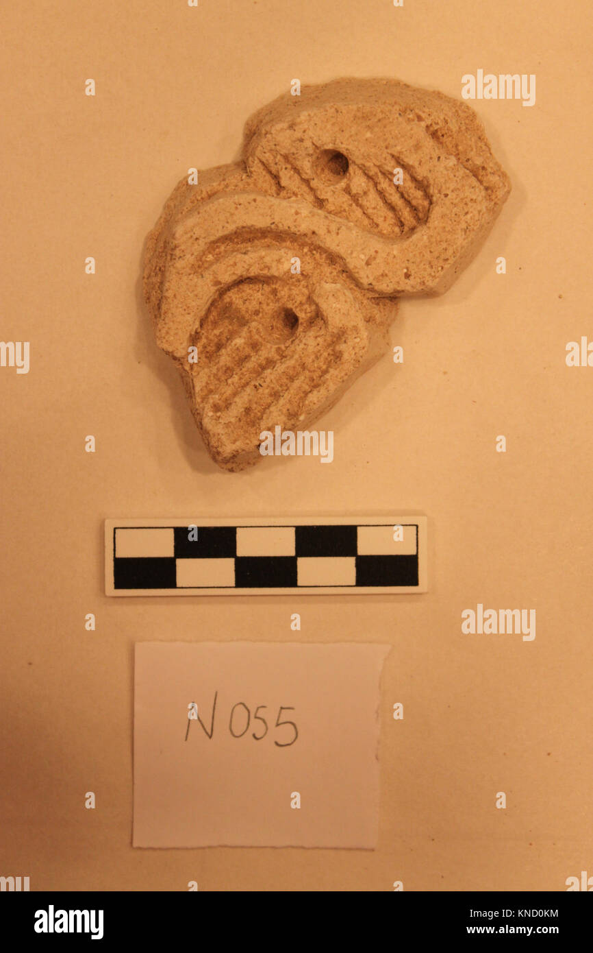 Fragment MET LC-N055-front 740725 Stock Photo - Alamy