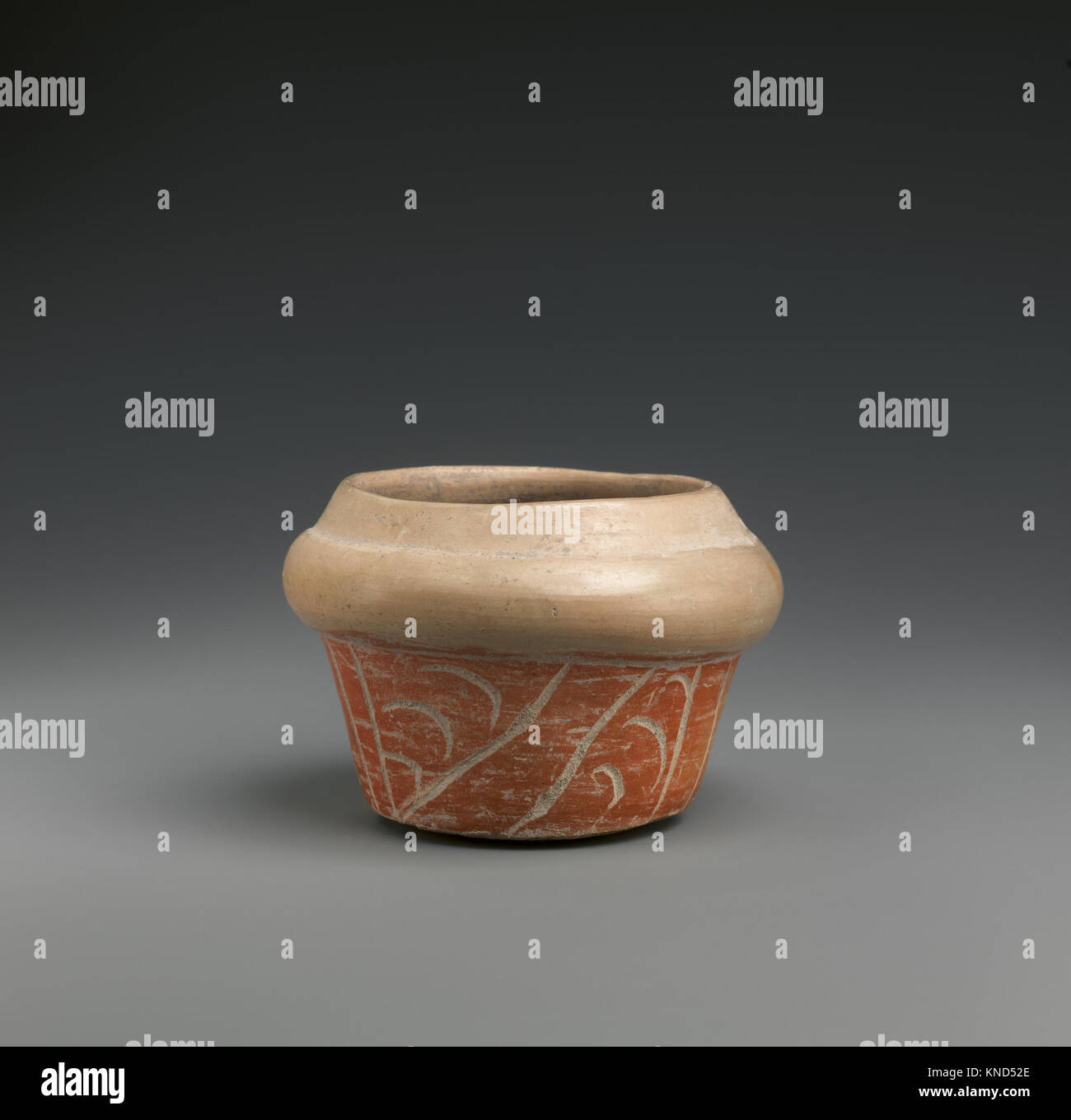An Olmec ceramic bowl from the 12thâ€“9th century BC, measuring 2.5 ...