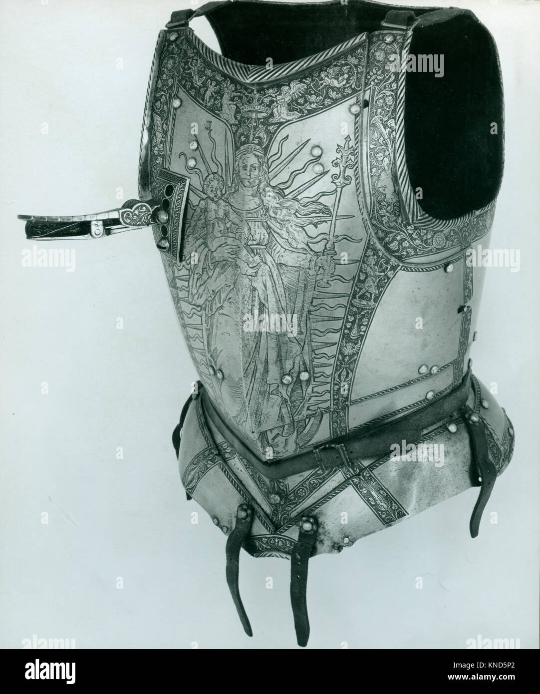 Armor of Emperor Ferdinand I, made by Kunz Lochner in Nuremberg around ...