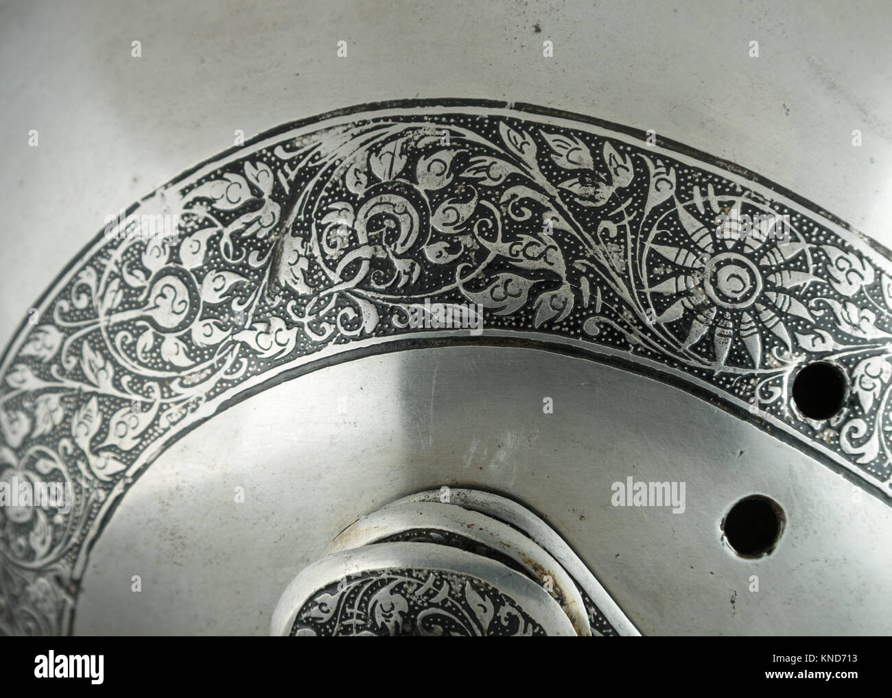 Close Helmet MET LC-04 3 267a-001 35890 Armorer: Attributed to Wolfgang ...