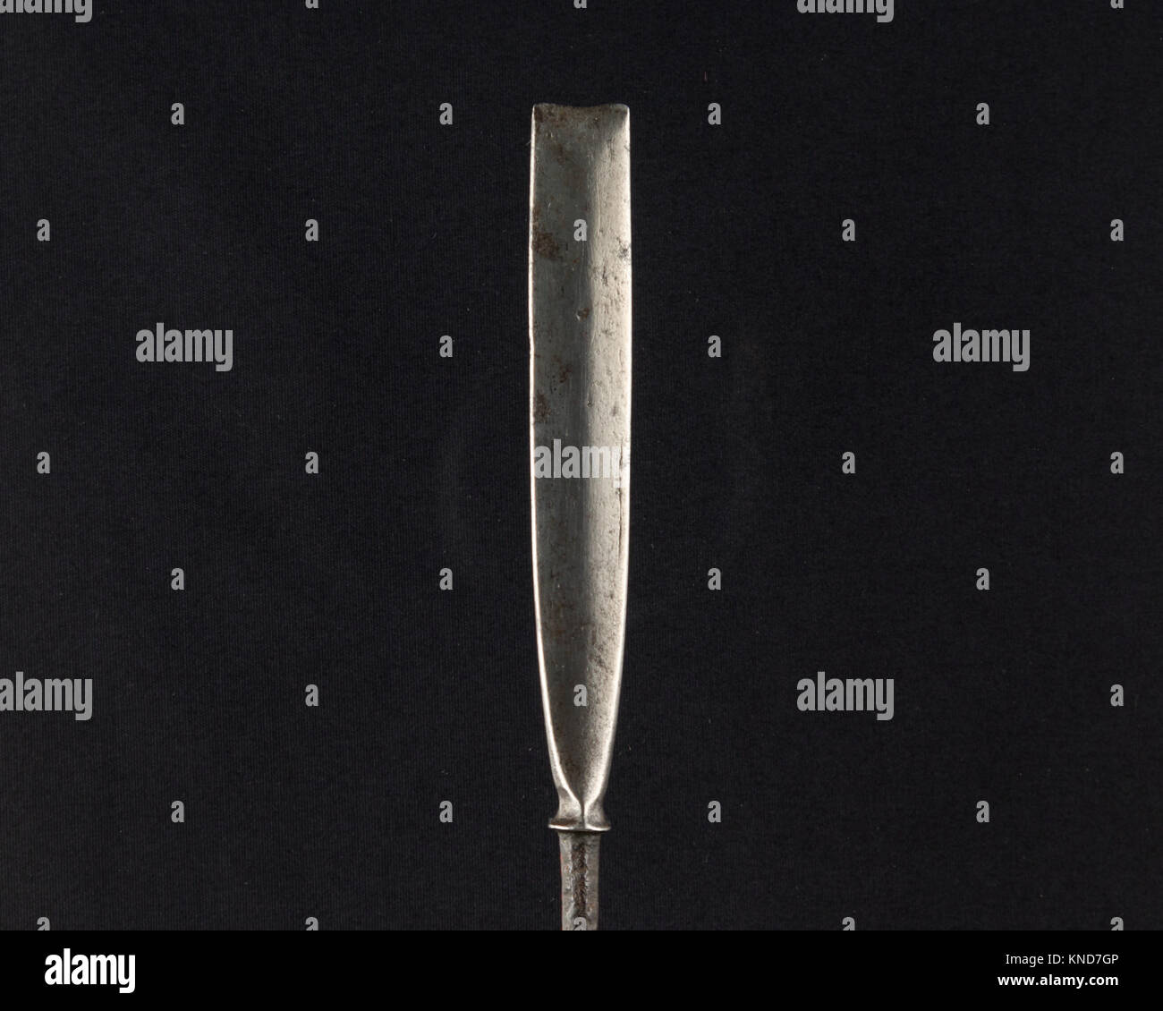This 18th-century Japanese steel arrowhead (Yanone), 9 3/8 inches long ...