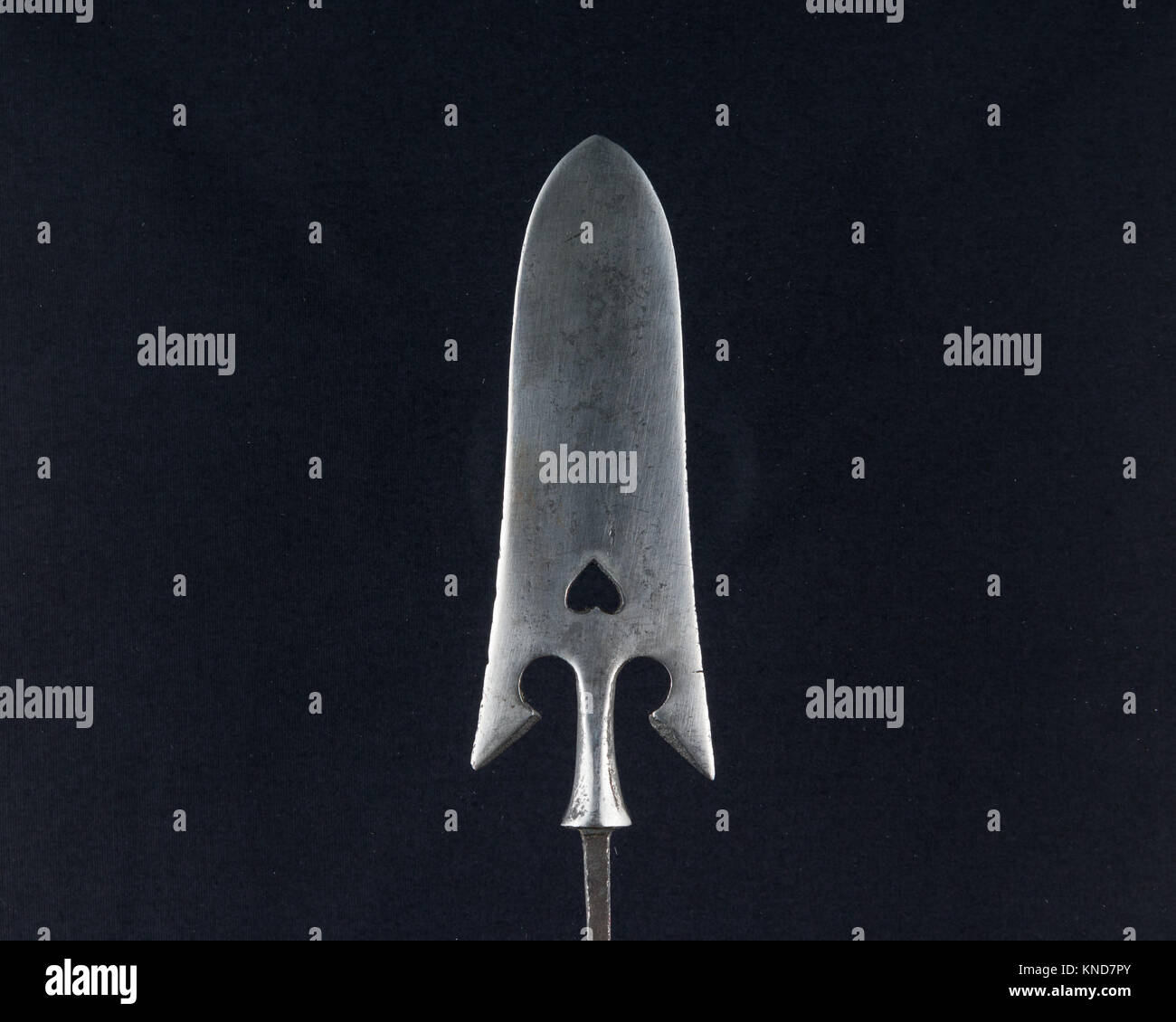 This 18th-century Japanese arrowhead, or 'Yanone,' is made of steel and ...