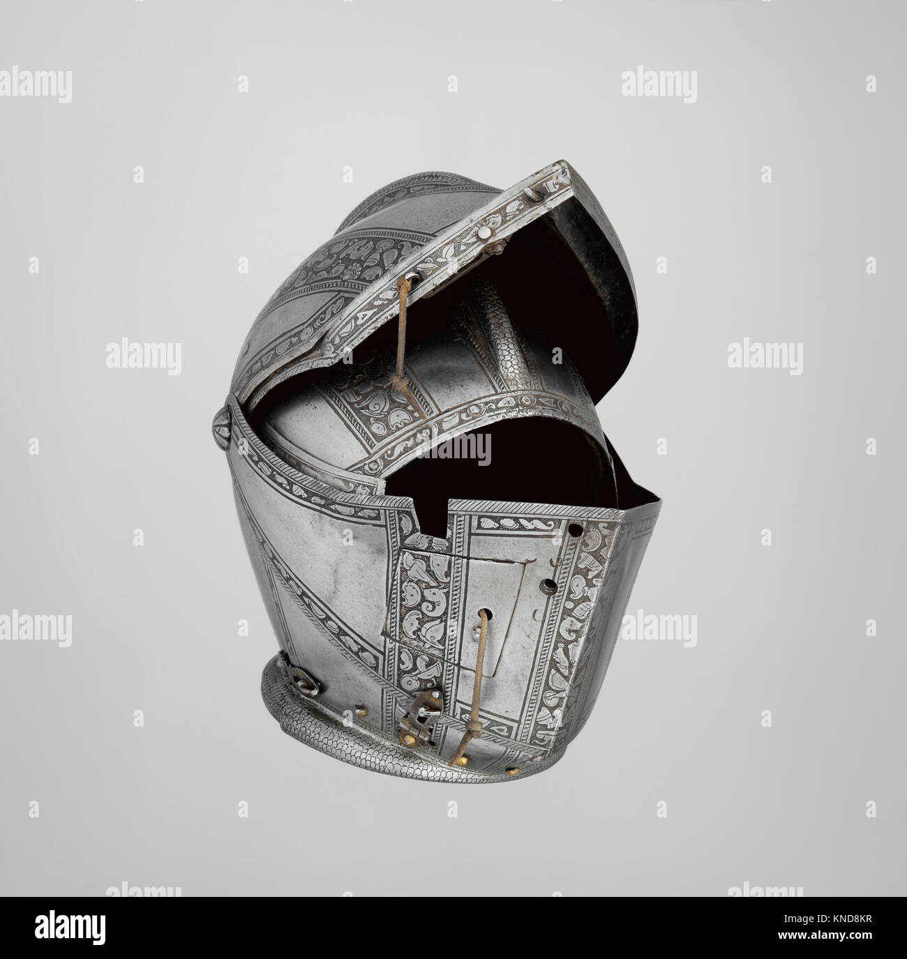 This armor combines mobility and protection for field battles and tilt ...