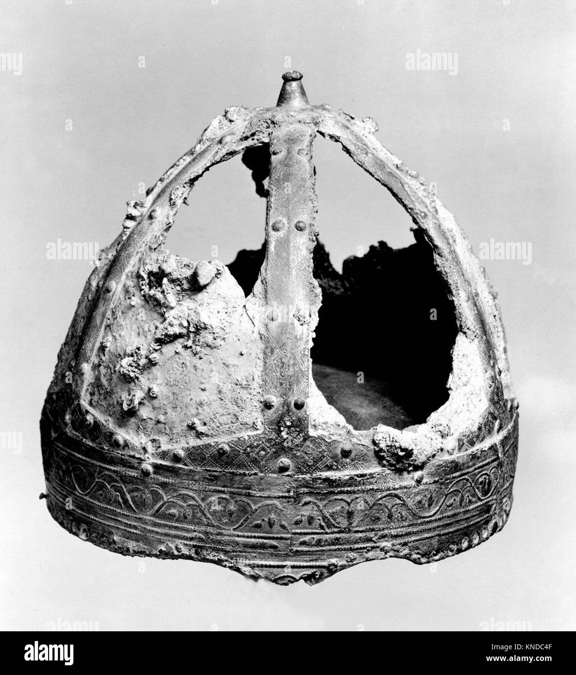 Spangenhelm hi-res stock photography and images - Alamy