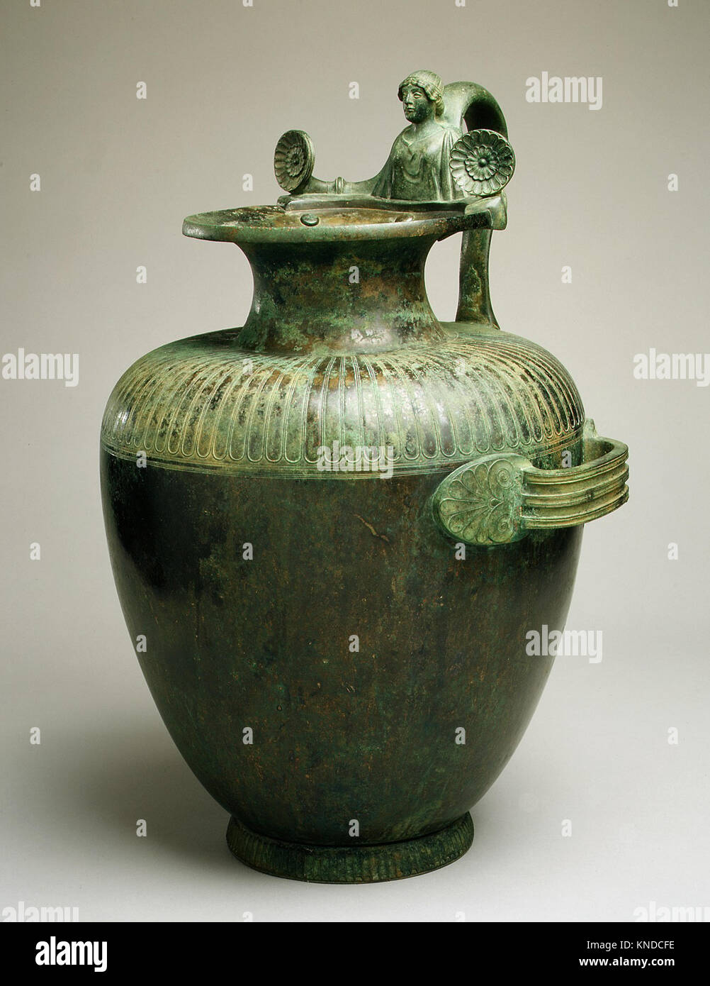 This bronze hydria, a type of water jar from ancient Greece, dates to ...