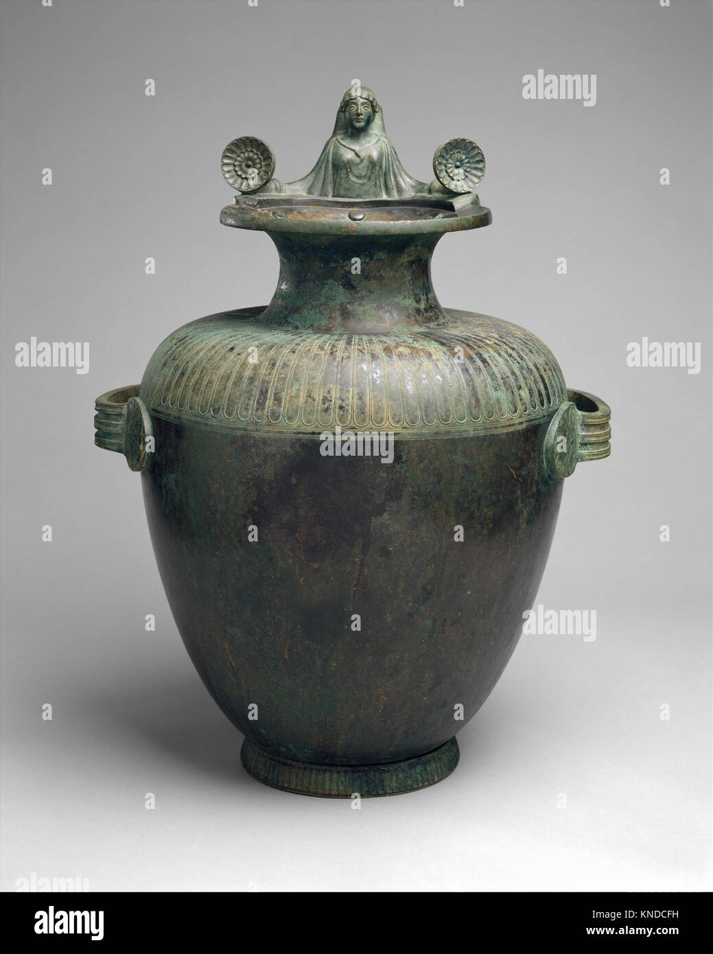 Ancient greek hydria water hi-res stock photography and images - Alamy