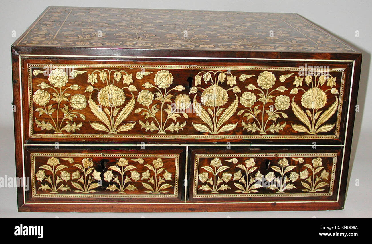 Flower-Style Box with Drawers MET wb-1976.176.1 452813 Stock Photo - Alamy