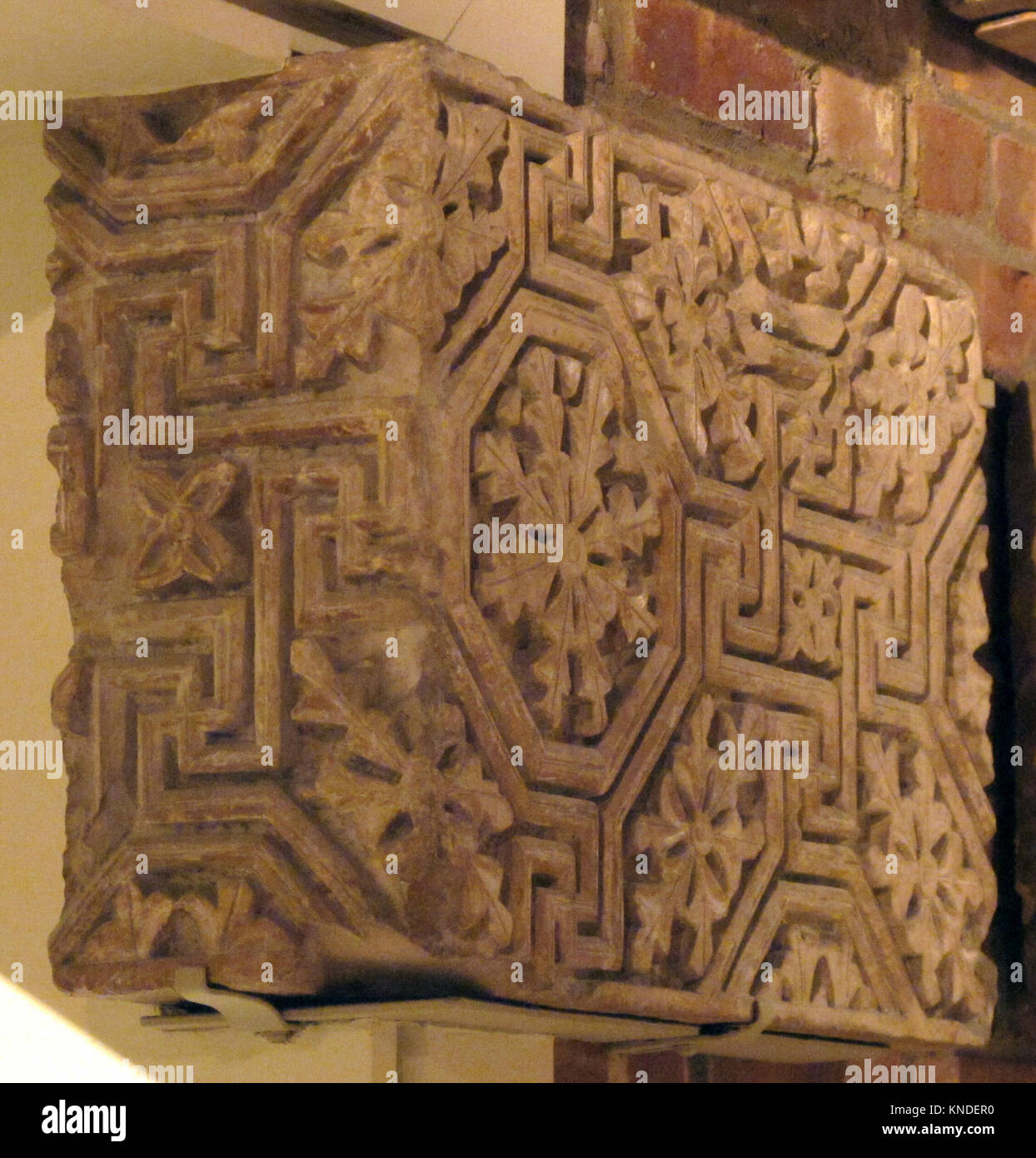 Block frieze hi-res stock photography and images - Alamy