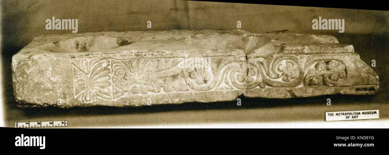 Fragment of a Stand for Water Jars MET 10.175.68 456164 Stock Photo - Alamy