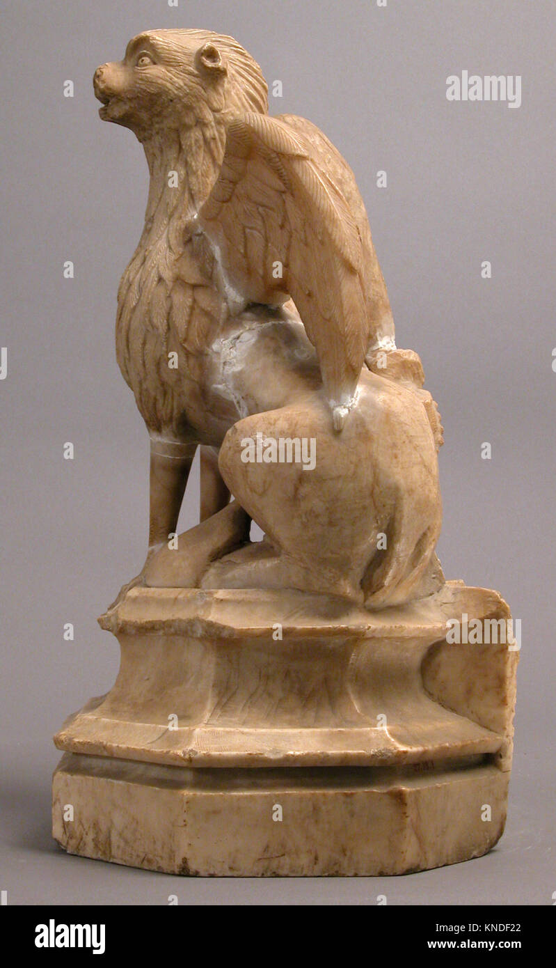 Griffin depiction hi-res stock photography and images - Alamy