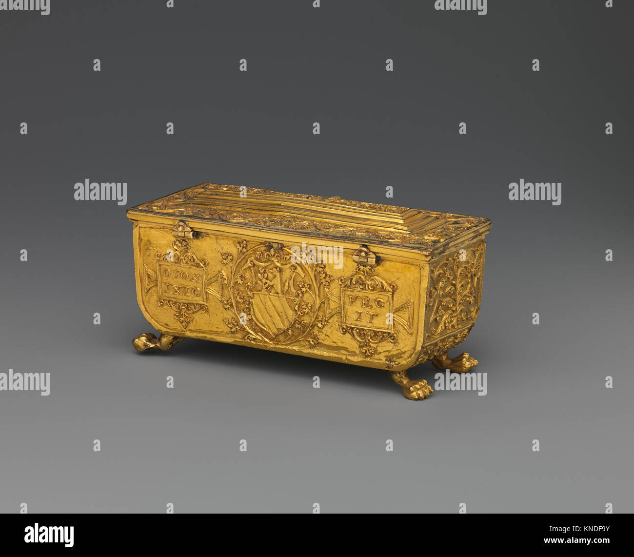 This casket is an ornamental box designed for storage, featuring ...