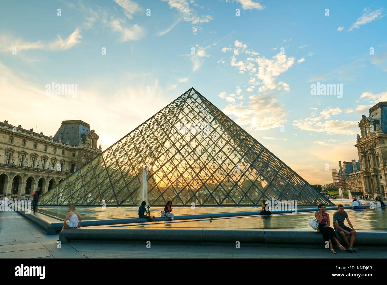 Louvre pyramid structure hi-res stock photography and images - Alamy