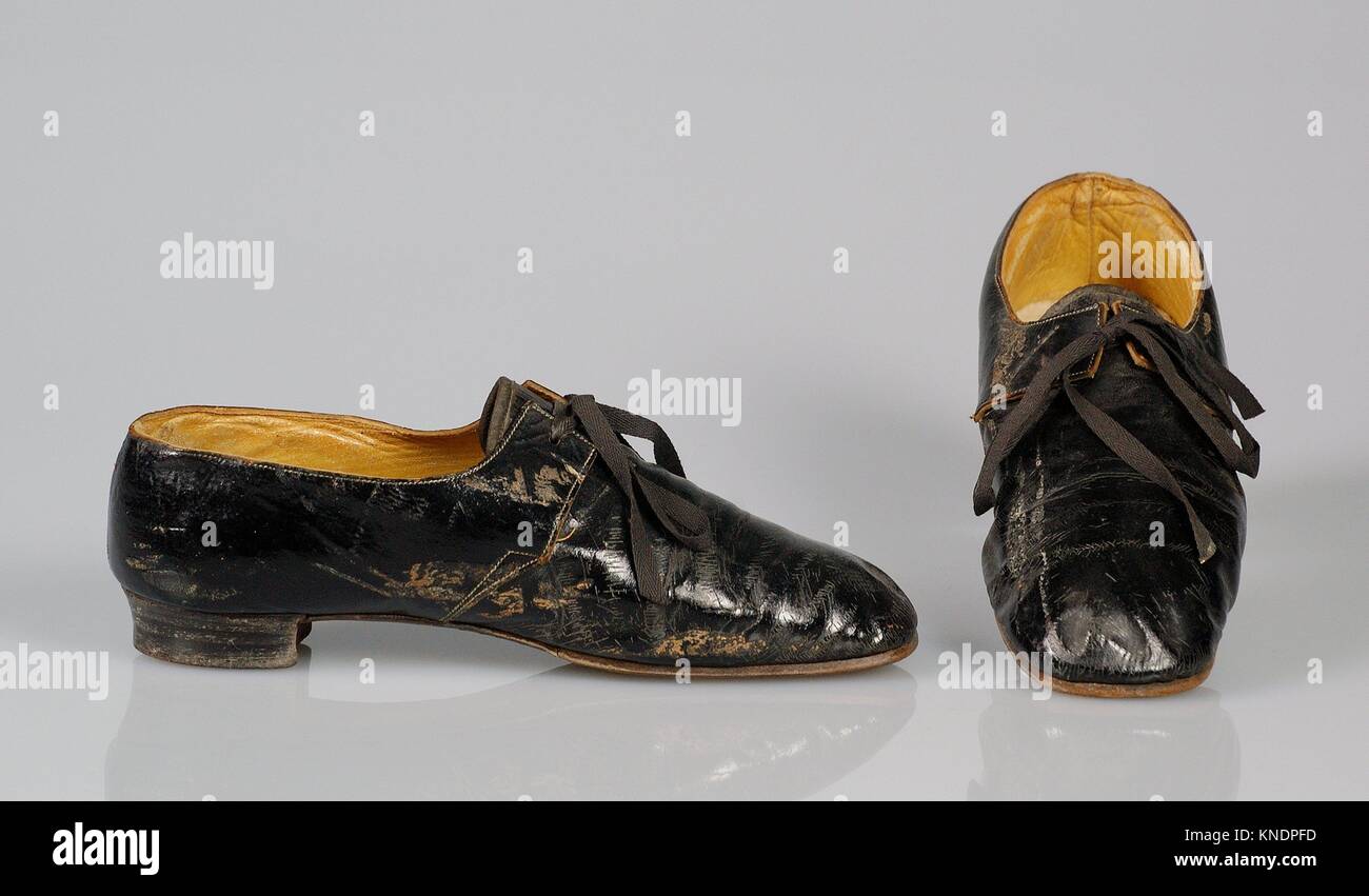 Slave shoes hi-res stock photography and images - Alamy