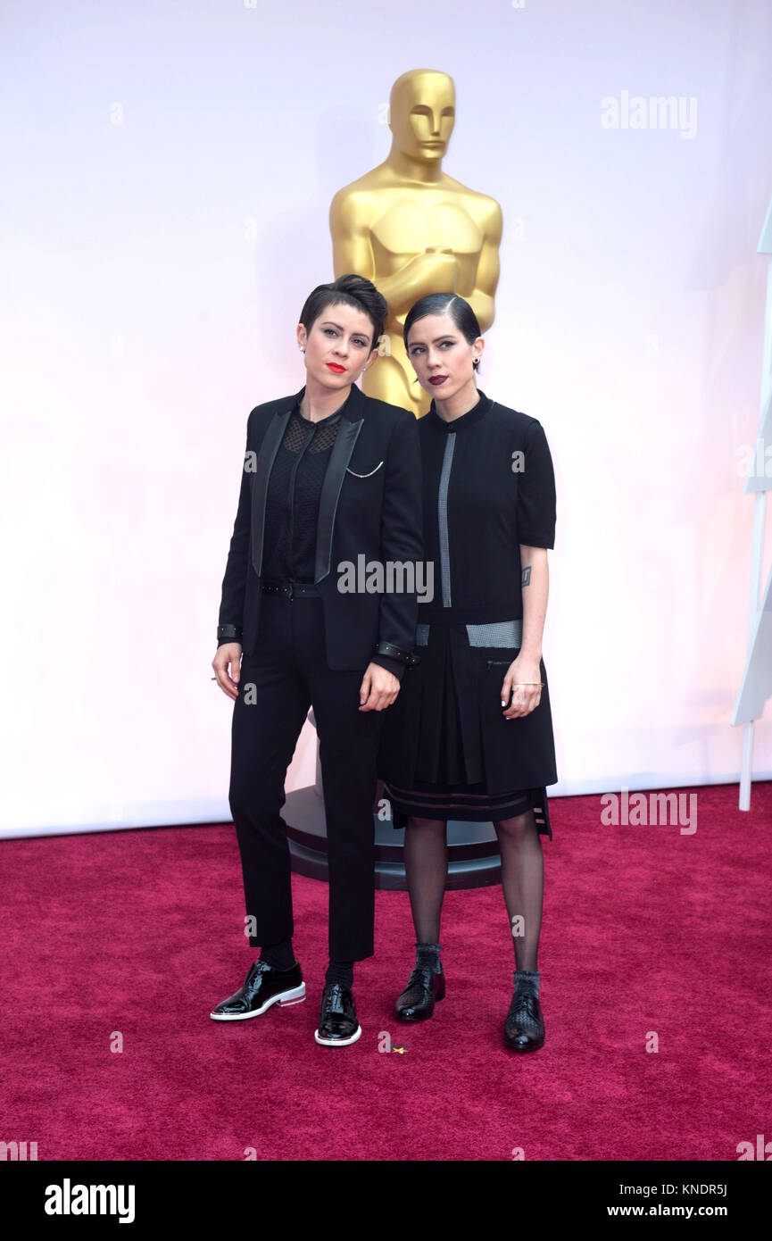 HOLLYWOOD, CA - FEBRUARY 22: Tegan Quin and Sara Quin attendst the 87th ...