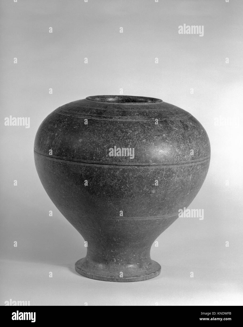 Gandhara sculpture Black and White Stock Photos & Images - Alamy
