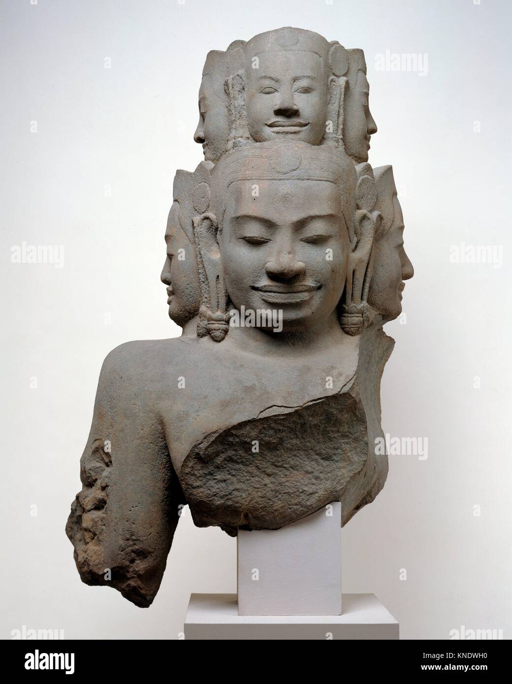 Khmer period hi-res stock photography and images - Alamy