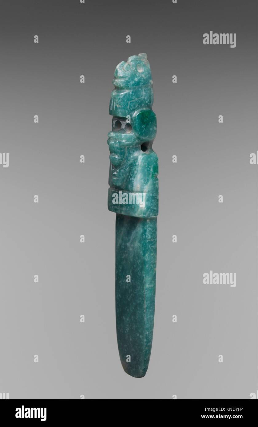 Celt form pendant hi-res stock photography and images - Alamy